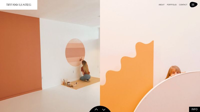CodePen - Animated clip-path slider Concept