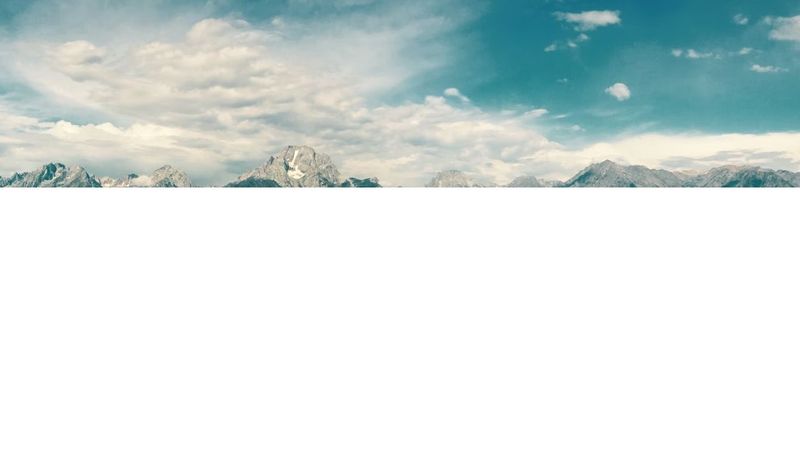 Infinite Horizontal Scrolling Pattern/Image