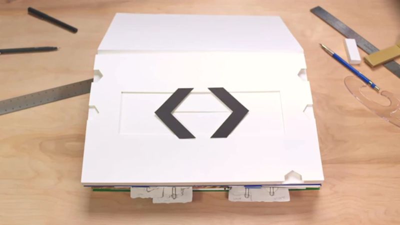 Scrolling controls for HTML5 video