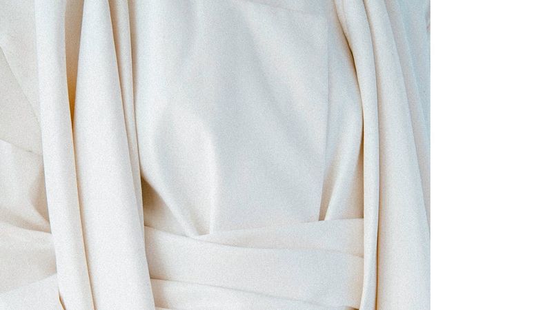 Responsive Overlapping image layouts using CSS Grid