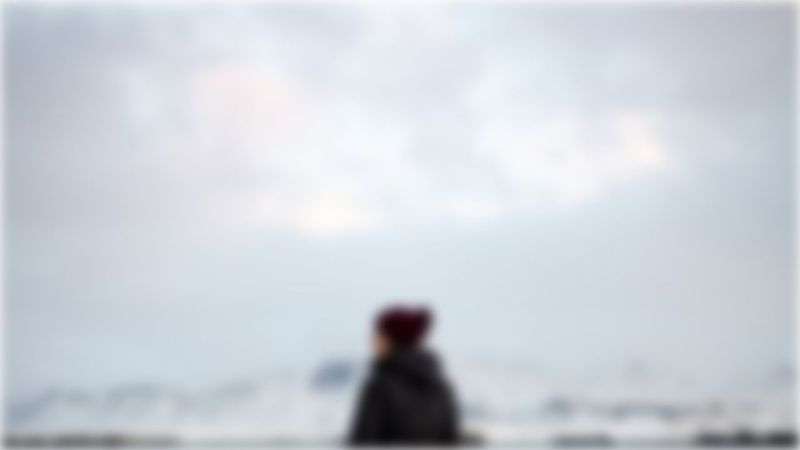 CSS Reverse Blur Focus Hover Effects