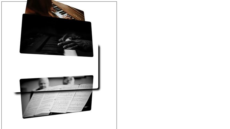 Pure CSS 3D Vertical Carousel Slideshow